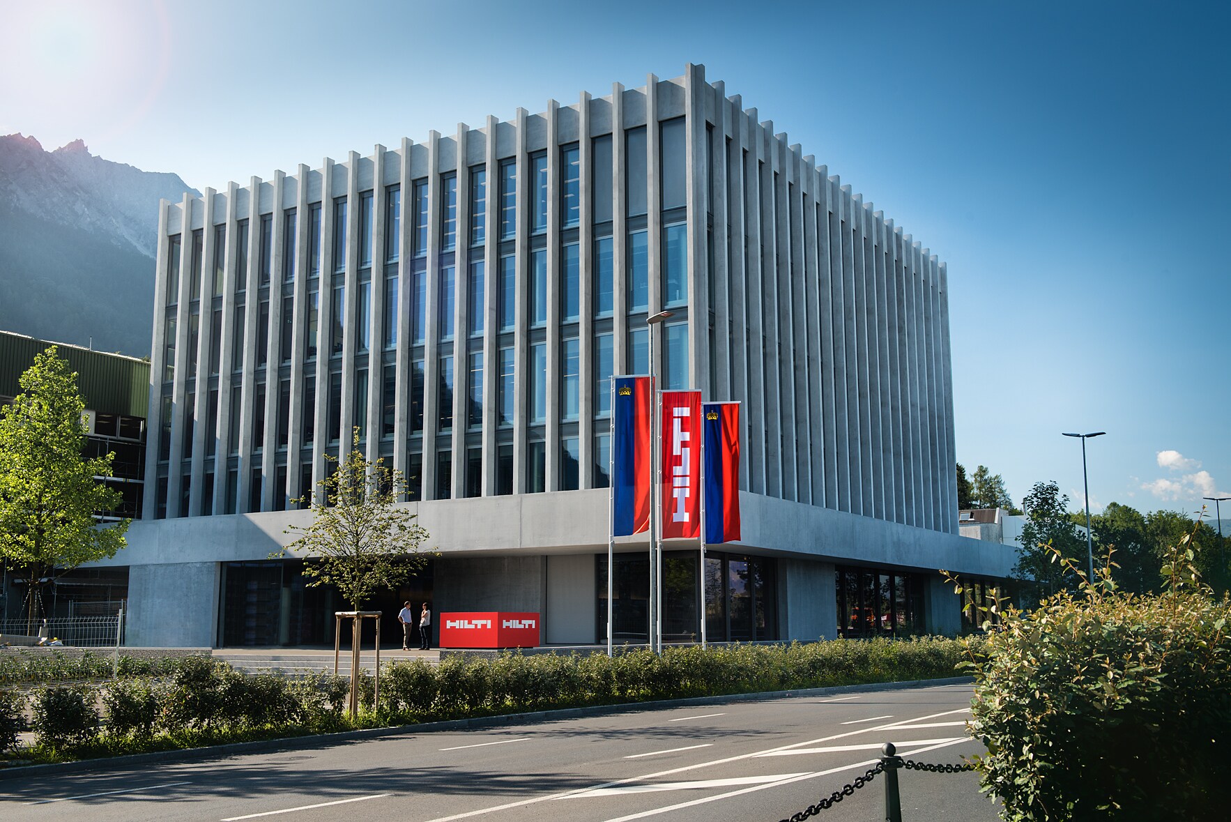 Hilti Group Begins Year with Further Growth - Hilti Corporation