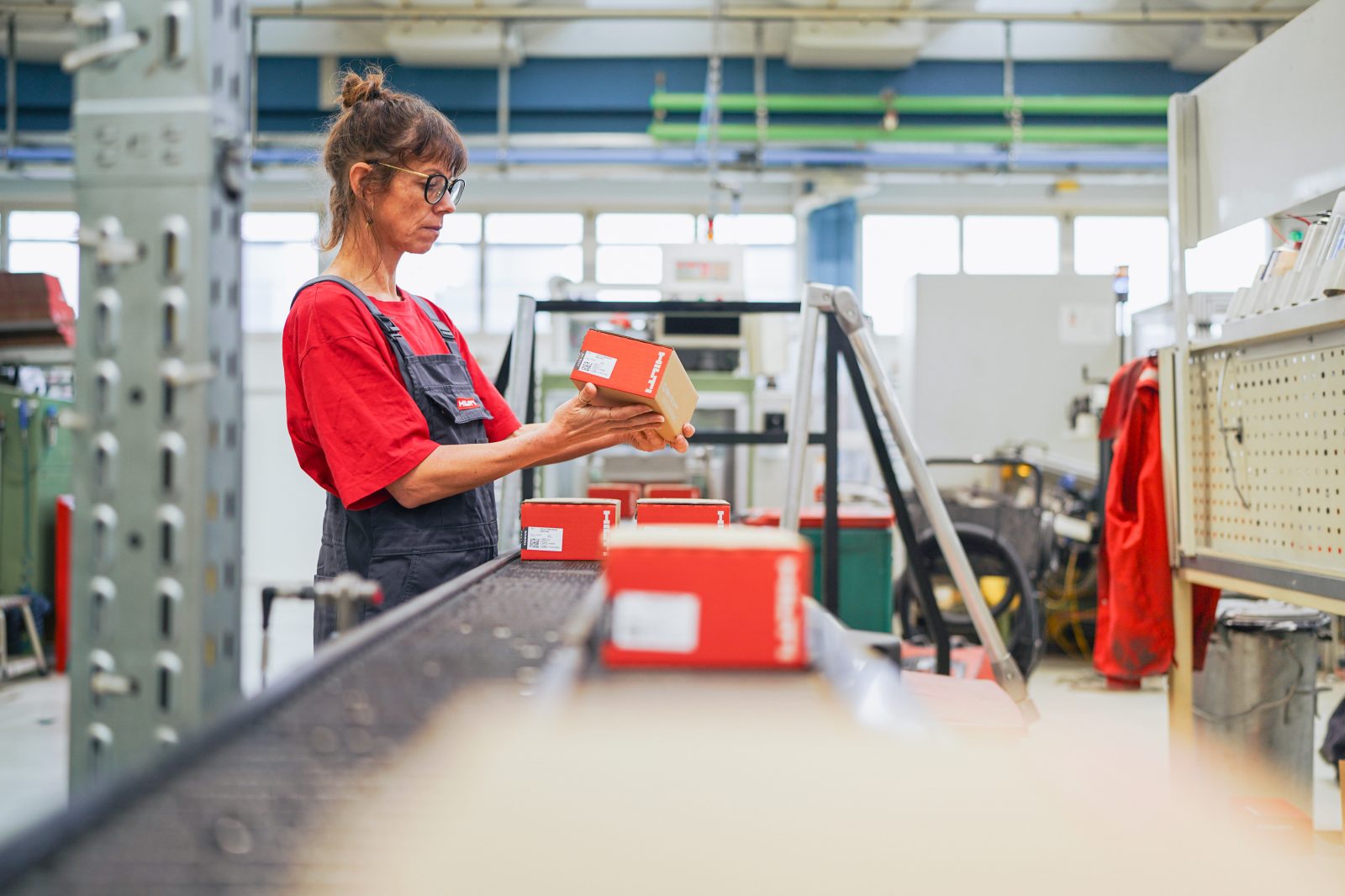 Transforming 30 Million Red Cardboard Boxes - Hilti Corporation